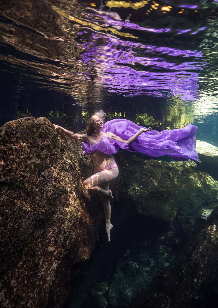 Underwater Portrait Photography: Choosing Perfect Dresses